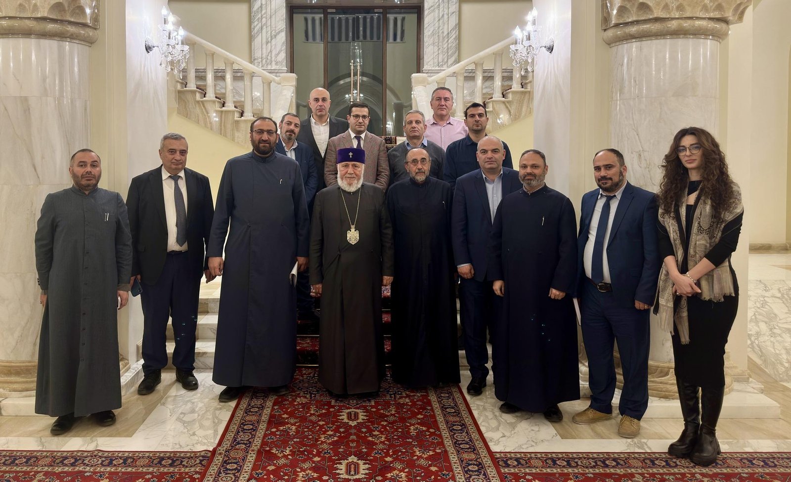 Արեվելք - Արևելք լրատուական